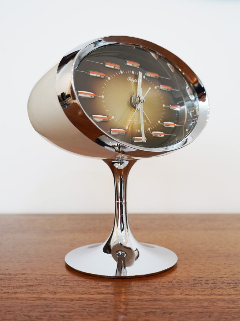 Mid-Century Rhythm 51141 Space Age Pedestal Clock - Casta Blue